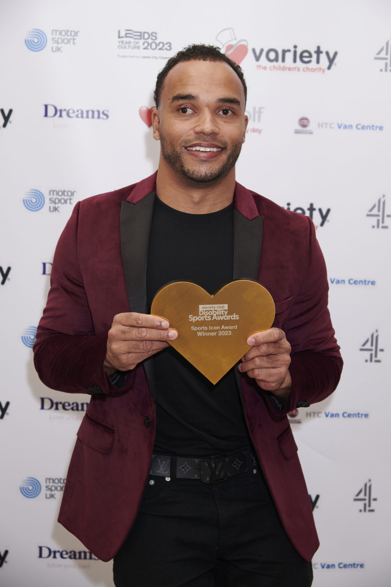Nicolas Hamilton scoops Sports Icon gong at Variety Club Disability ...