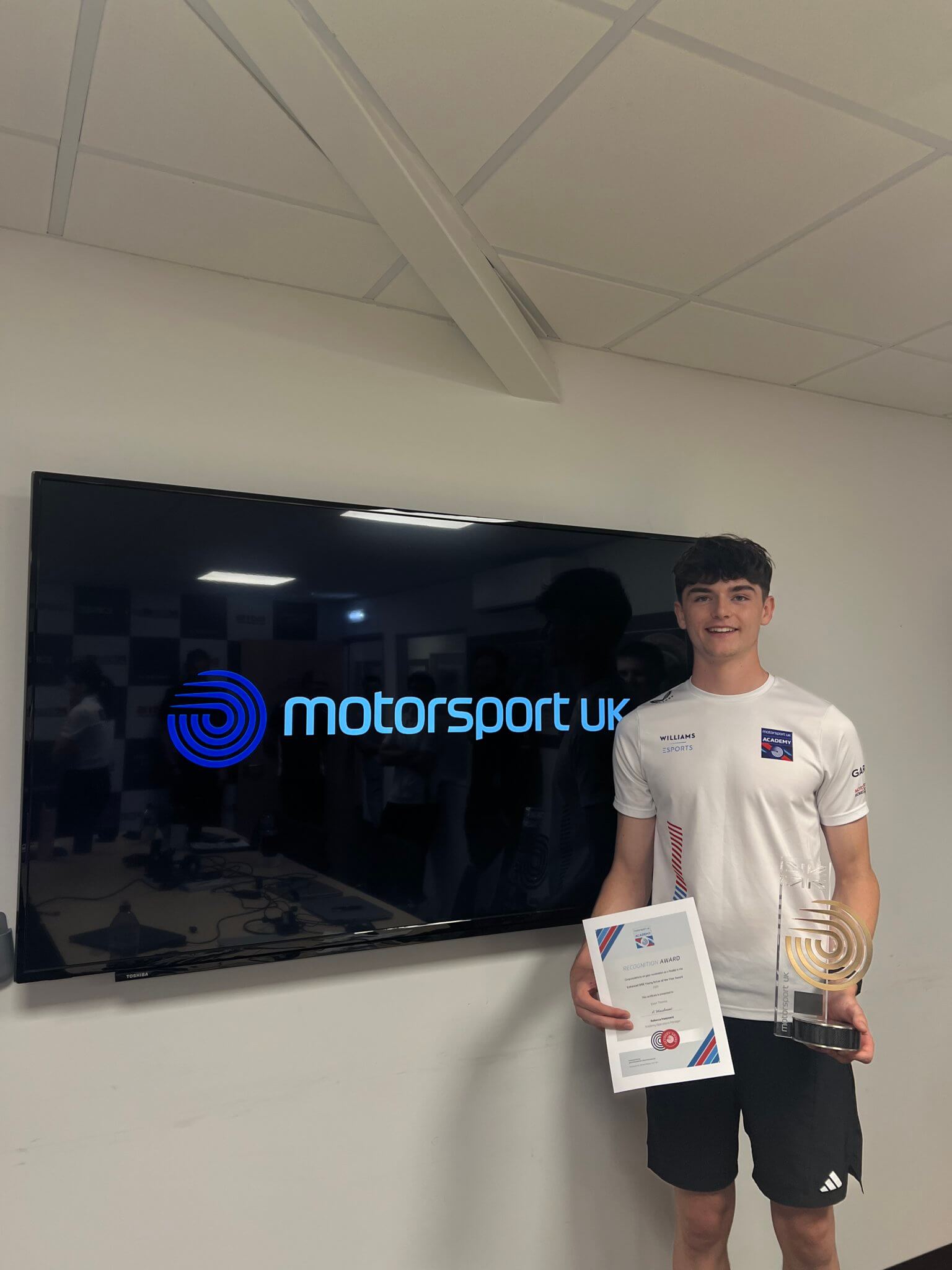 Ewan Thomas crowned Motorsport UK Academy 2025 Young Driver of the Year ...